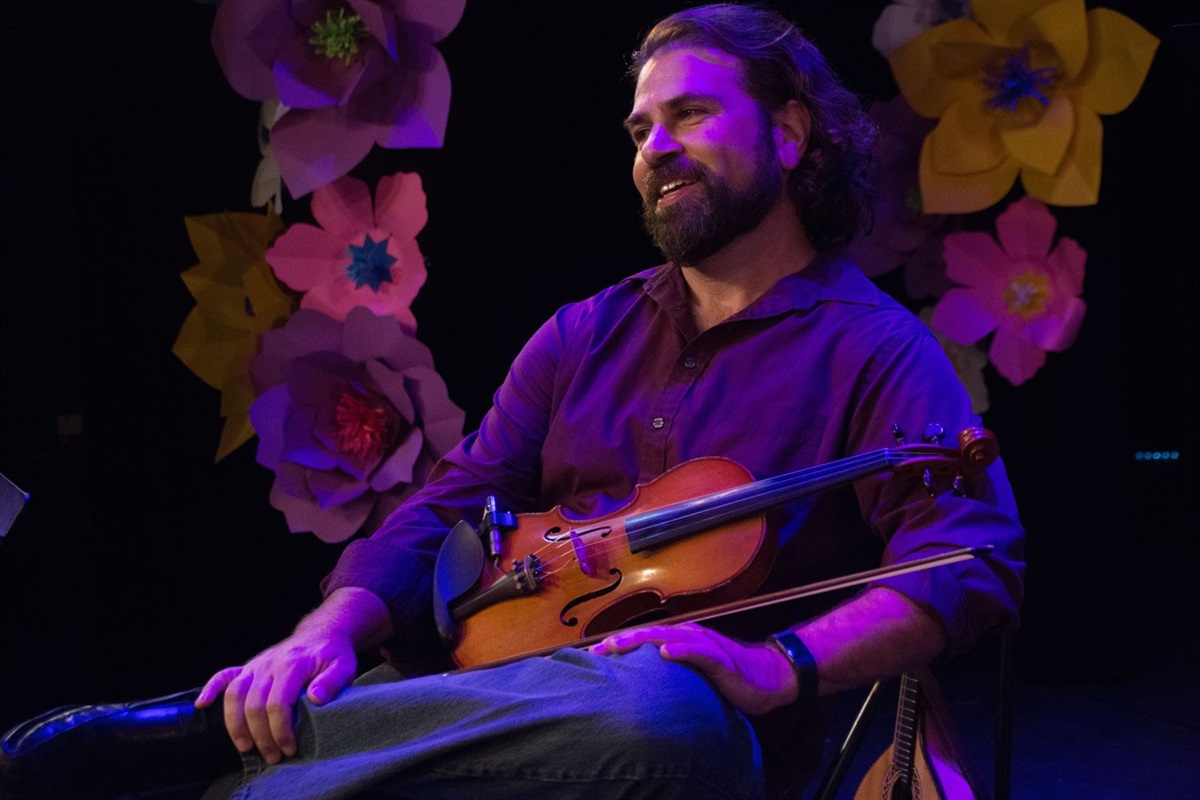 Ted Falcon Fiesta La Ballona